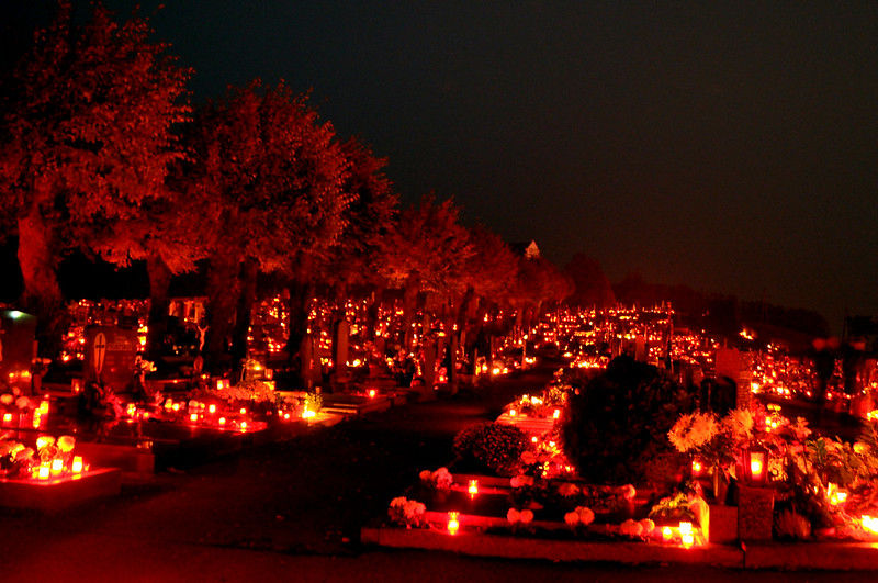 A Catholic Mom's Guide to All Saints Day, All Souls Day and the ...
